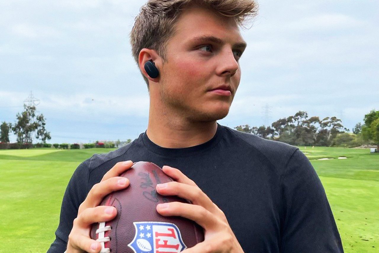 Muros | Commemorating The Moment | Bose x NFL