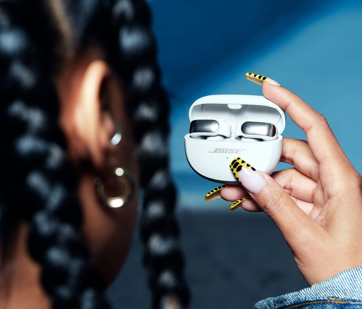 Bose Global Press Room - オープンイヤーオーディオを採用した新しいUltra Open Earbuds